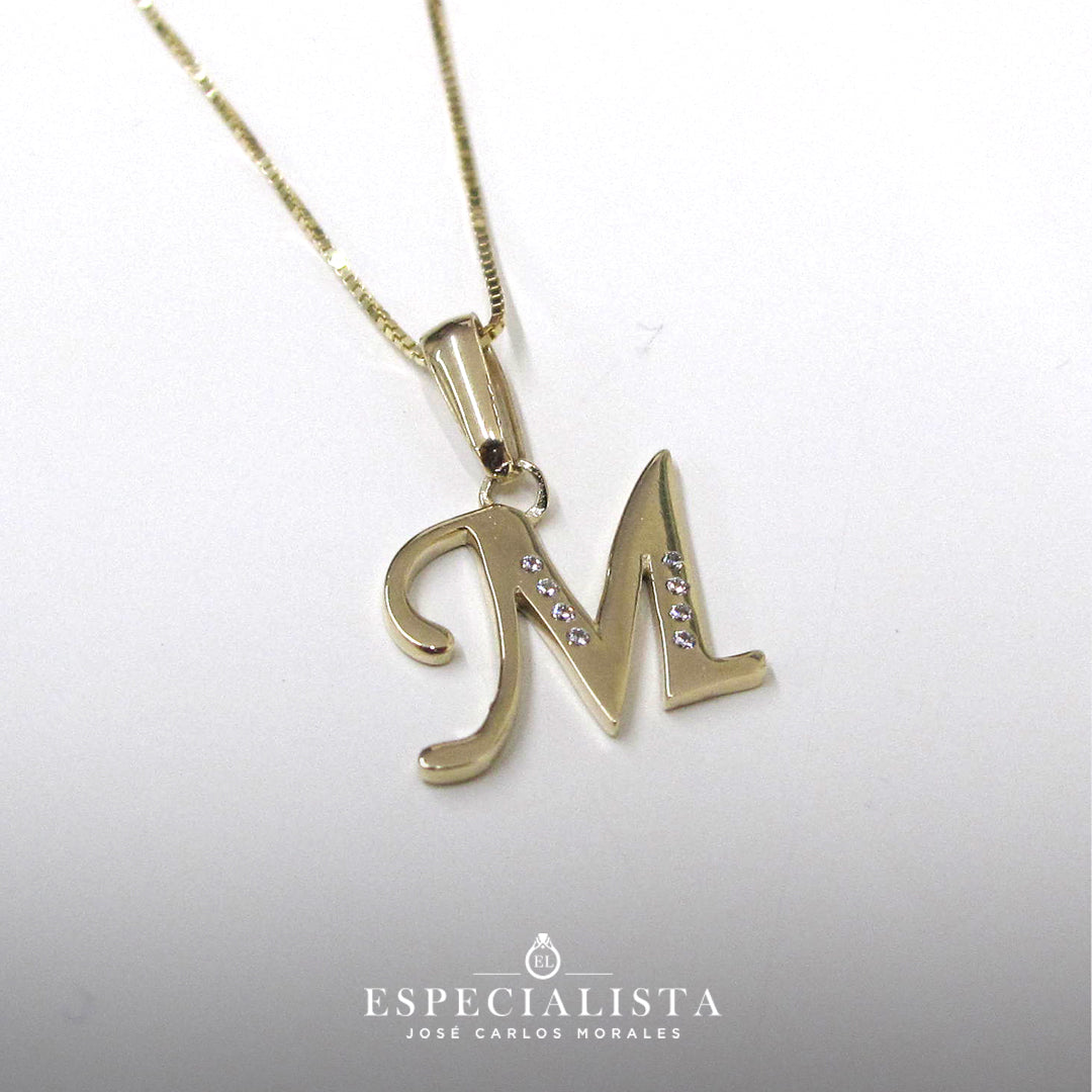 6040233LQ-M Cadena en oro amarillo/blanco con letra M con piedras ...